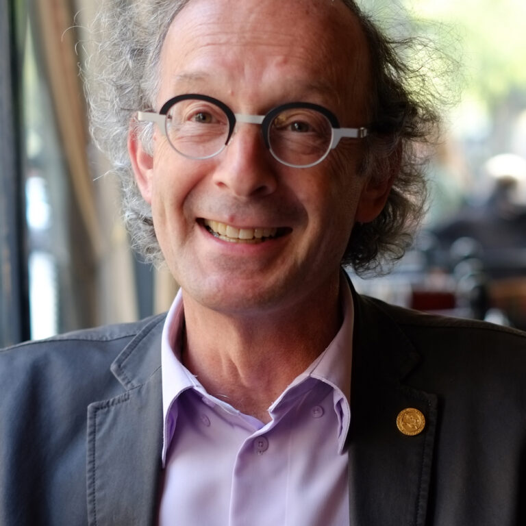 Profession « Traqueur de signaux faibles » - Le microportrait de Philippe Cahen - Market ...